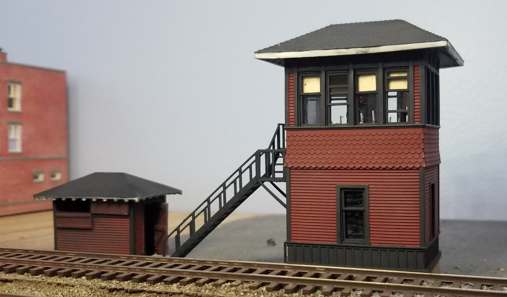 B&O 12'x15' Interlocking Tower - N Scale – Leopard Architectural Models